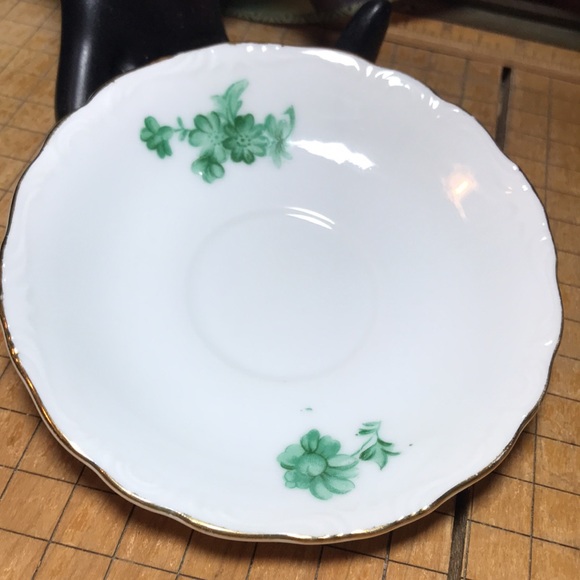 Yamaka Japan | Dining | Yamaka Japan Green Flowers Saucer 45d Plate Eac ...